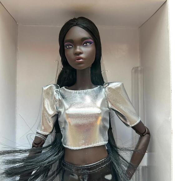 Barbie | Toys | Barbie Signature Looks Tall Doll 2022 Mtm Aa Jointed ...